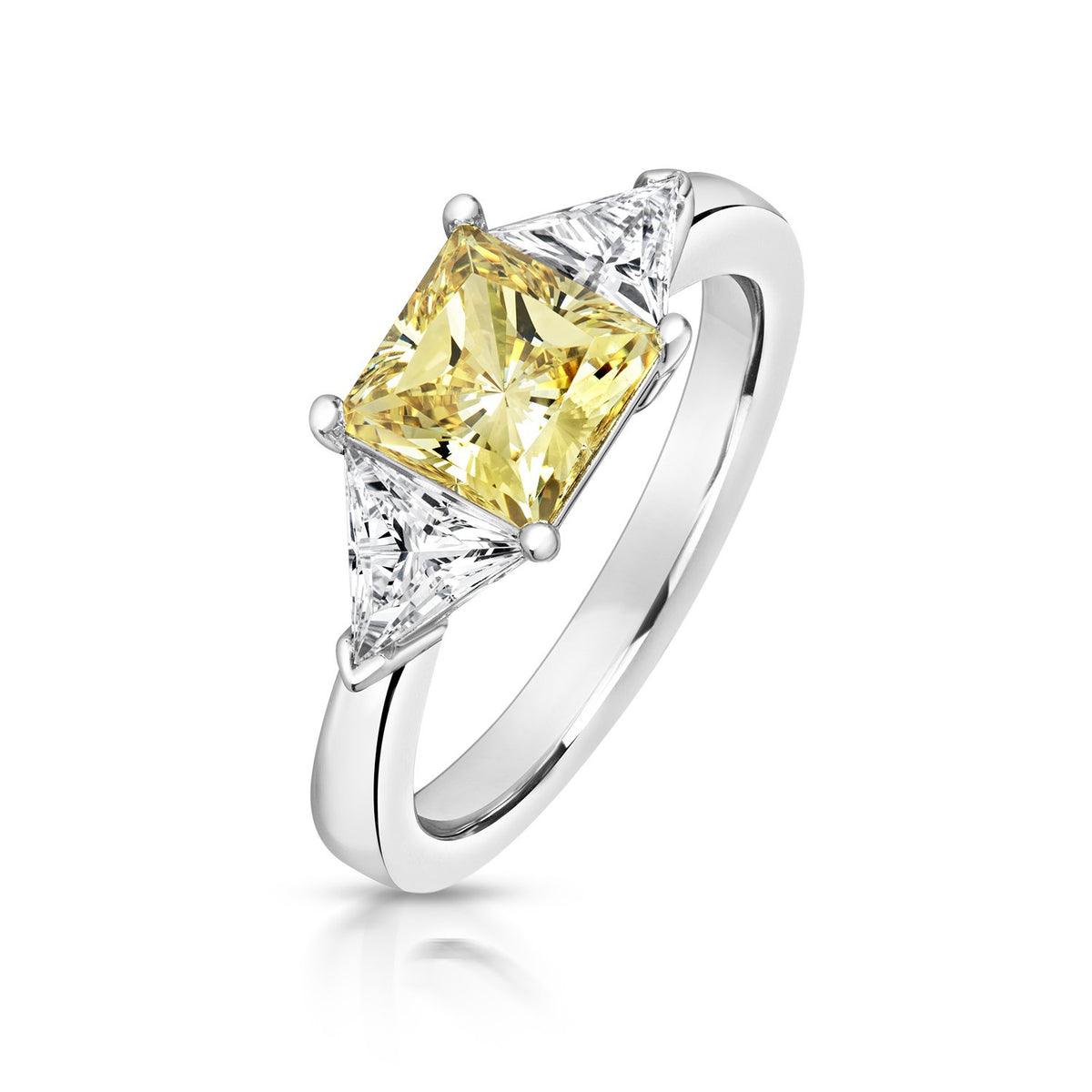 3 Stone Claw Set Ring – Woodings & Co